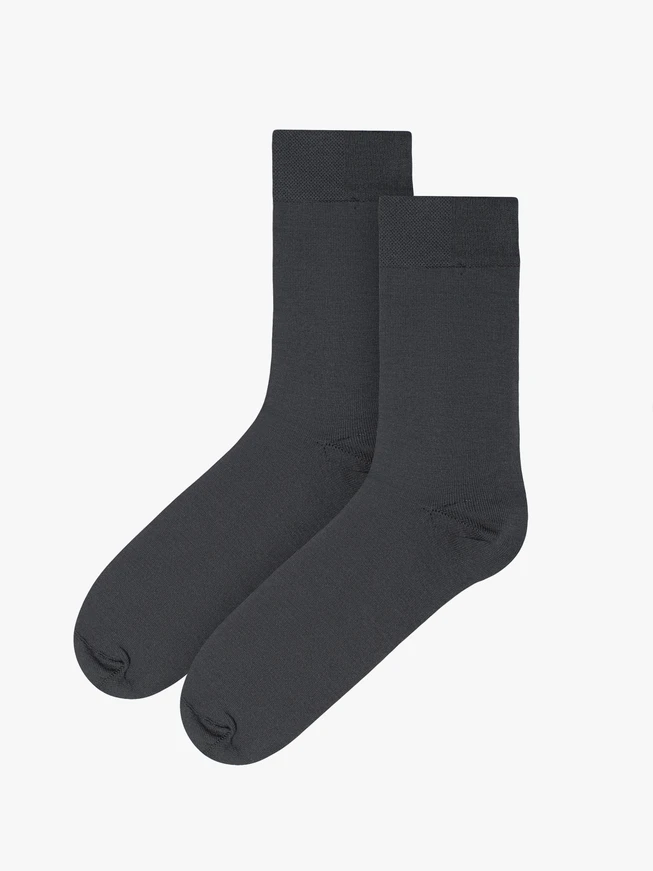 Gray men’s bamboo socks